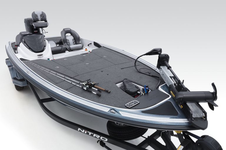 Most Popular Power Boats and Why to Use Them – Voyage Afield